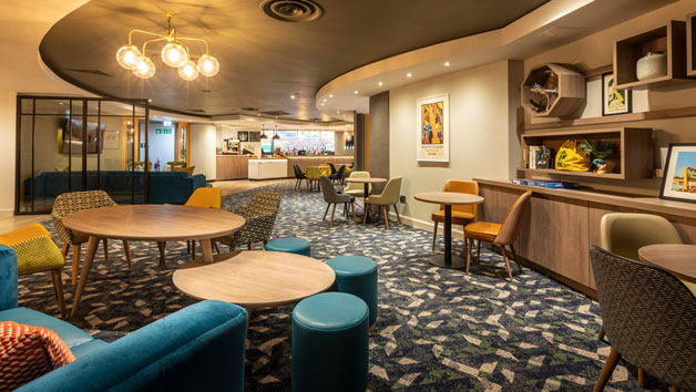 Two Night Stay for Two at a Holiday Inn | Red Letter Days